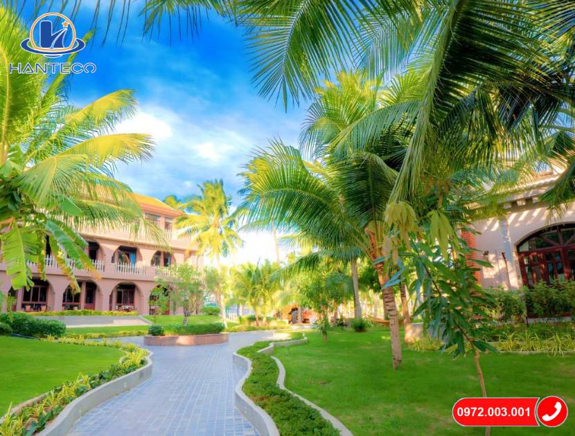 Lắp đặt cầu trượt hồ bơi tại Resort cao cấp Le VIVA Mũi Né
